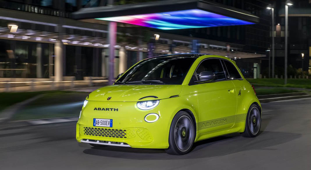 Die Faszination des Abarth 500e: Eine Entdeckungsreise - Auto Mattern
